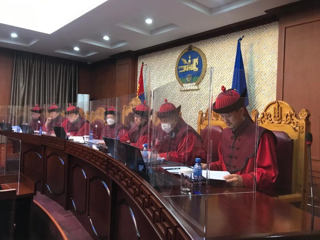 үндсэн хуулийн цэцээс маргааныг хэрэгсэхгүй болгов